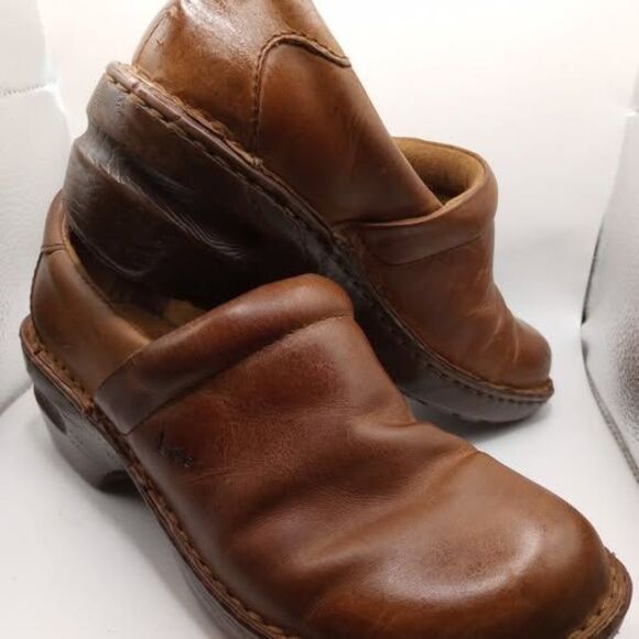 b.o.c. | Shoes | Boc Peggy Brown Leather Clogs Womens 8 85 Nurse ...